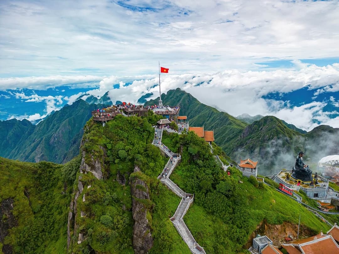 Tour Tàu hoả 5 sao SJourney 4 ngày 3 đêm: Hà Nội - Sapa - Hạ Long
